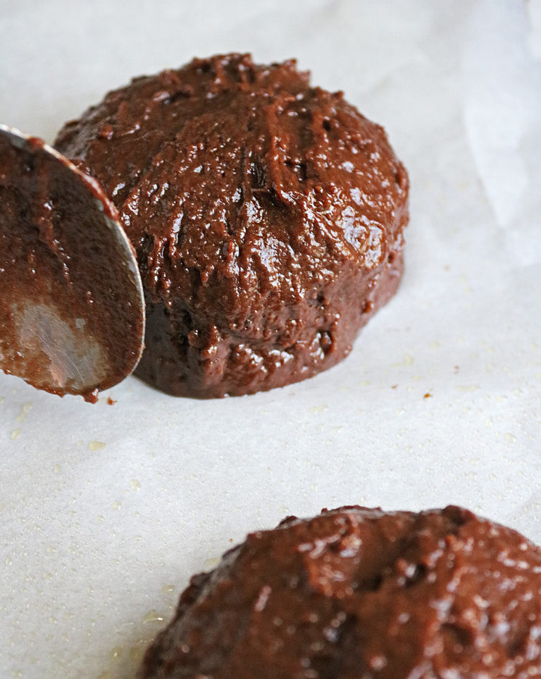 Dubai Chocolate Stuffed Muffin Tops - Savory Spin